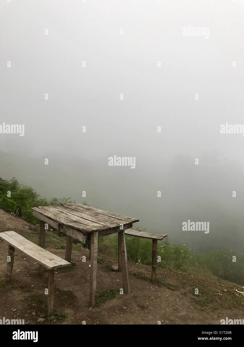 Table mountain with fog hi-res stock photography and images - Alamy