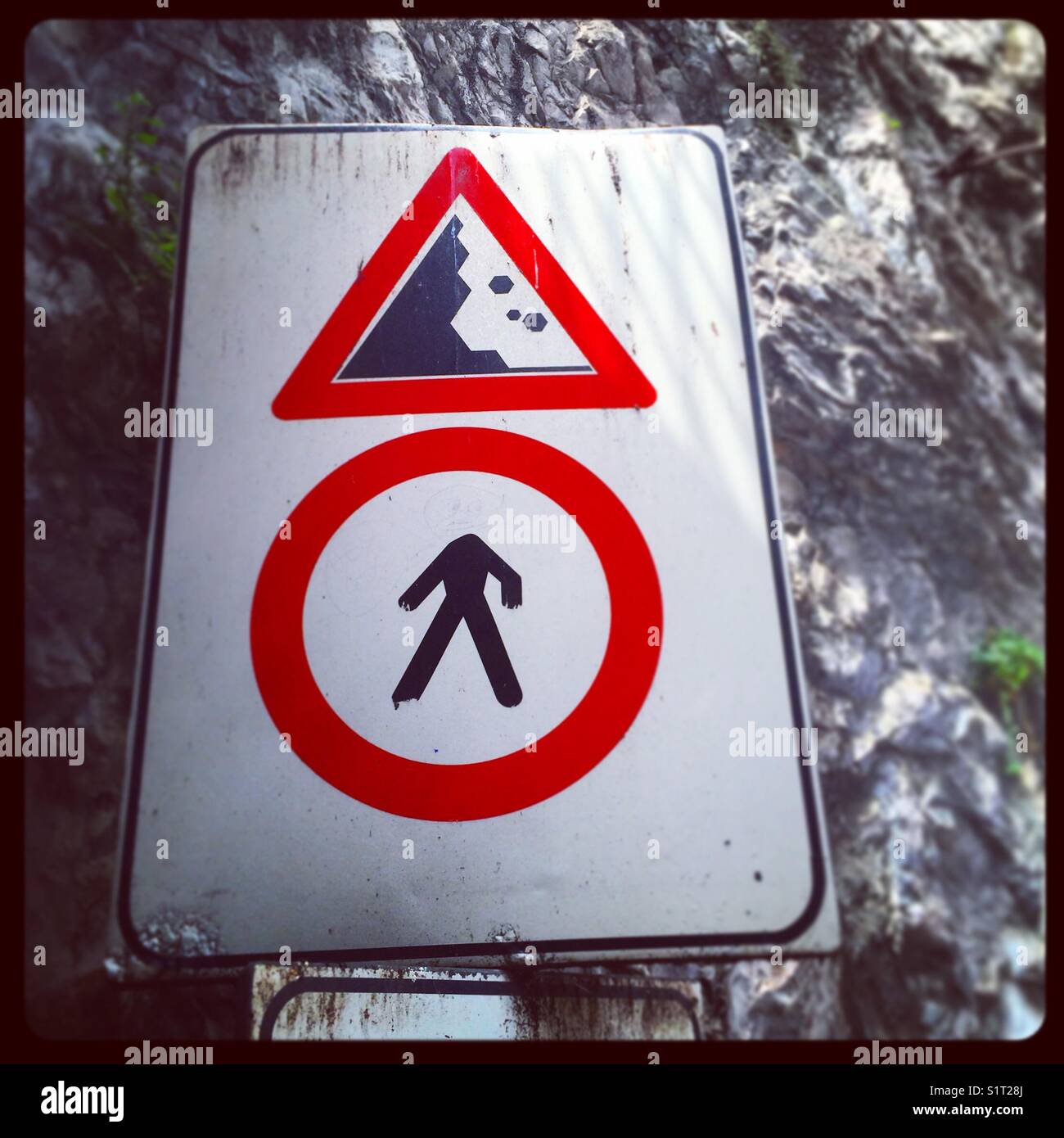 Danger of falling rocks hi-res stock photography and images - Alamy