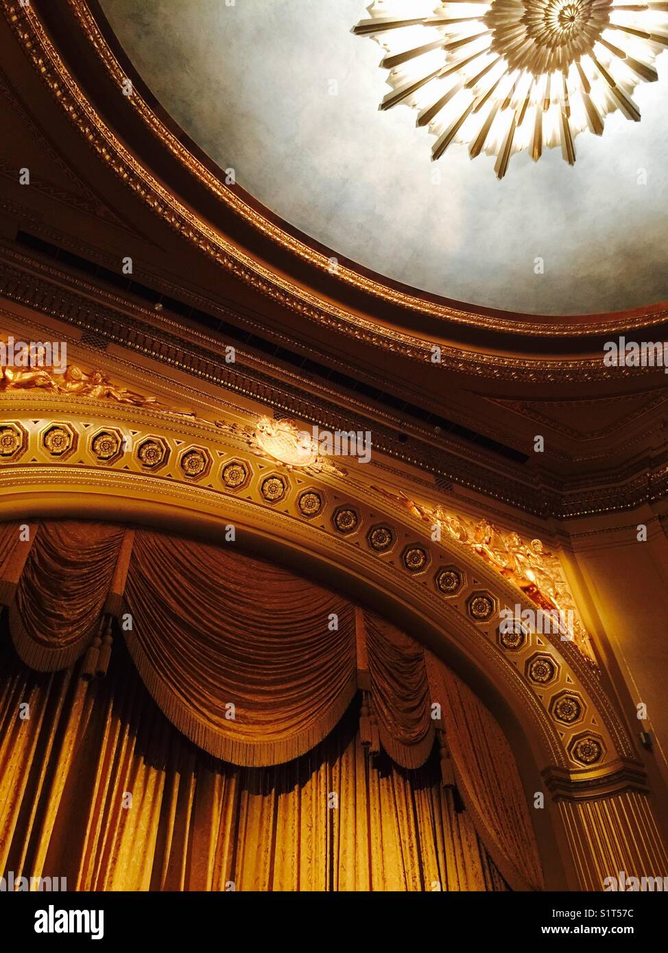 San Francisco Opera House High Resolution Stock Photography and Images ...