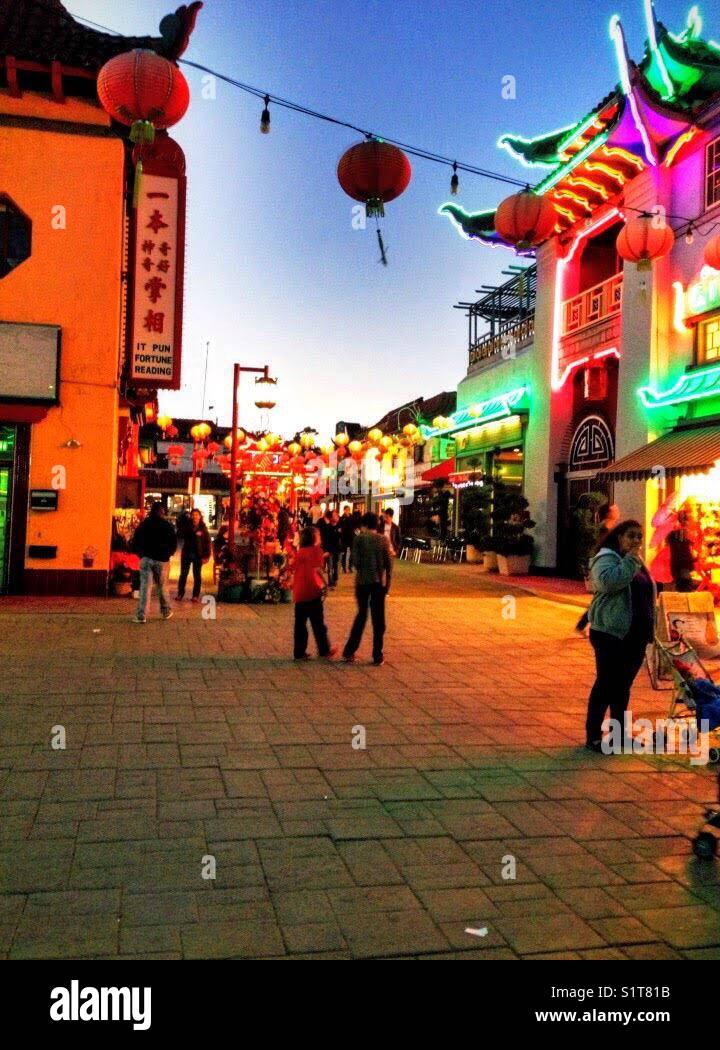 Los angeles chinatown neon hi-res stock photography and images - Alamy