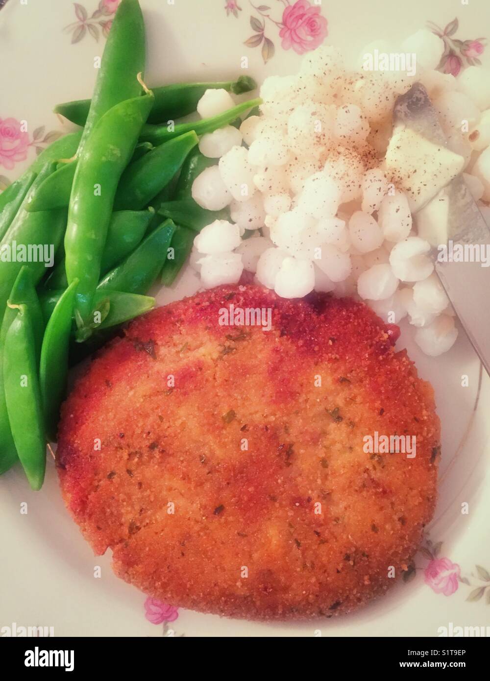 Well rounded meal hi-res stock photography and images - Alamy Well rounded meal hi-res stock photography and images - Alamy