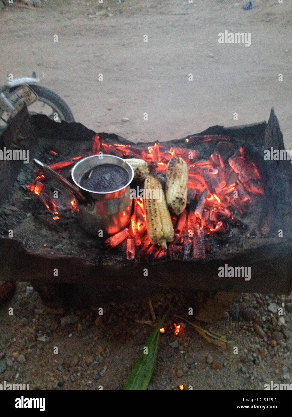 Tea fire hi-res stock photography and images - Alamy