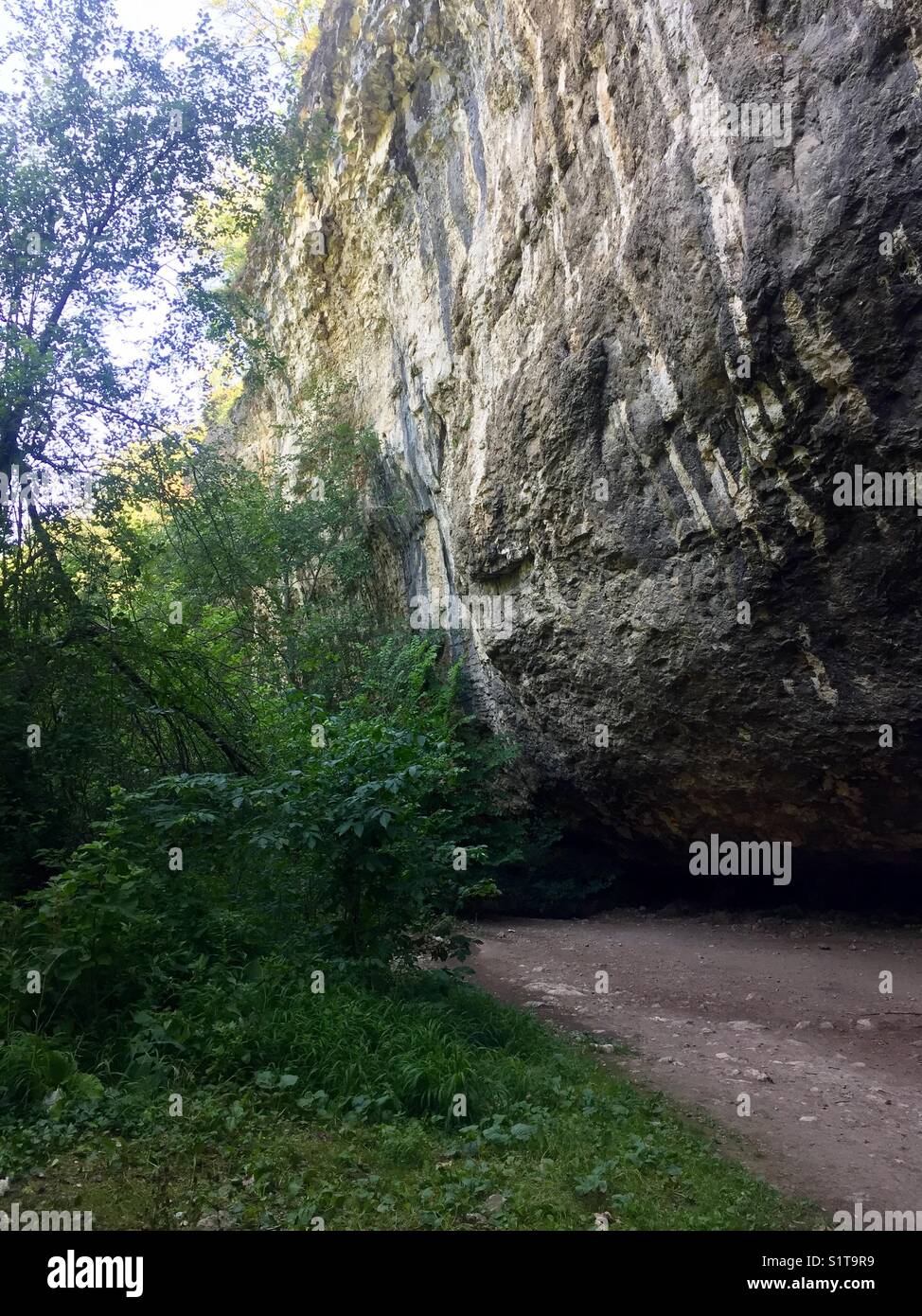 Cave rock hi-res stock photography and images - Alamy