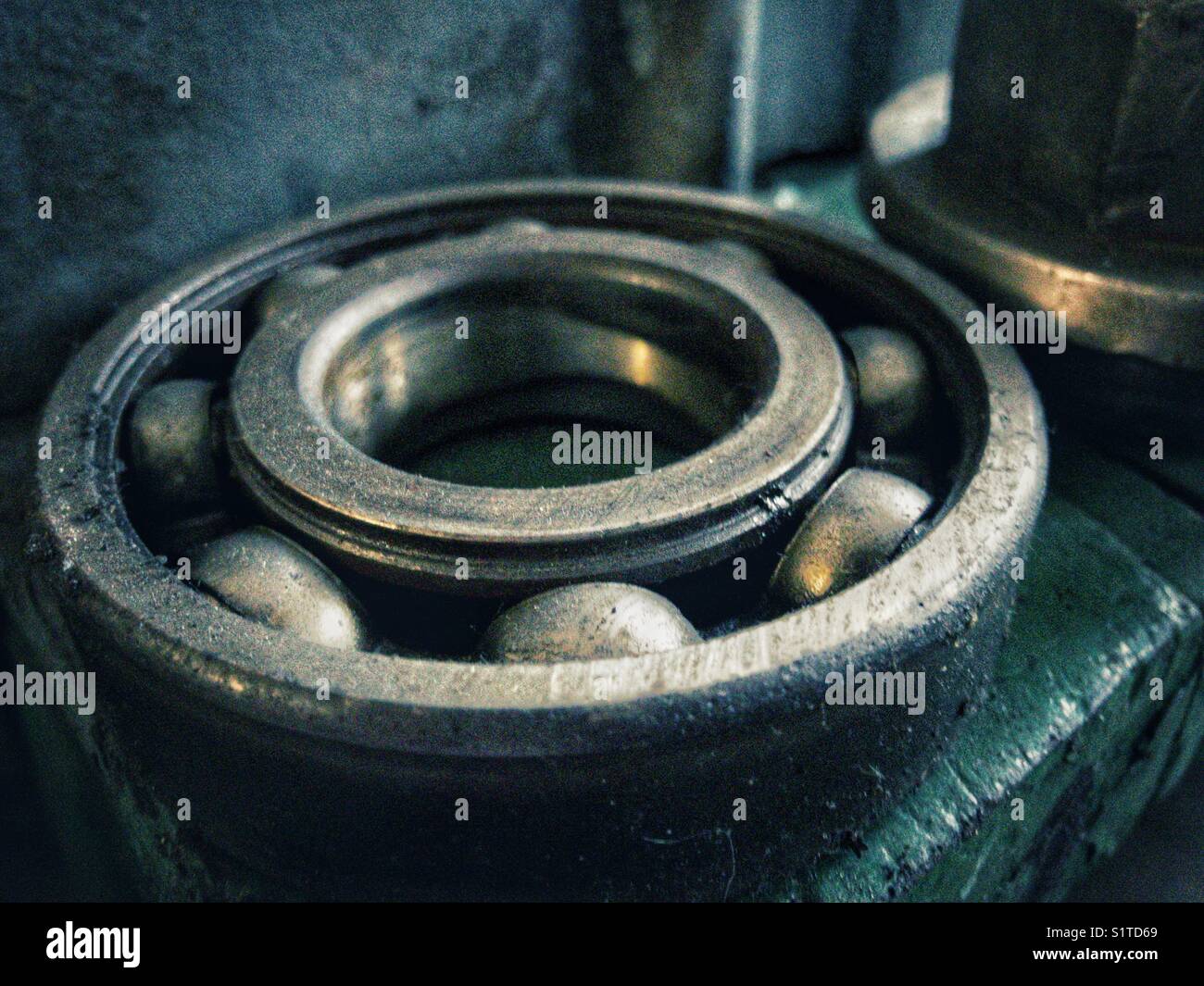 Head bearing hi-res stock photography and images - Alamy