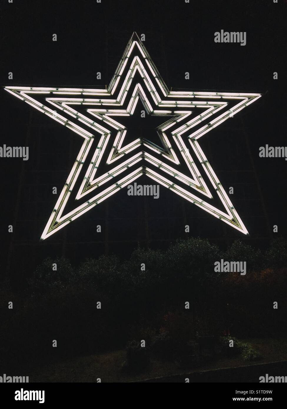 Star with electric hi-res stock photography and images - Alamy