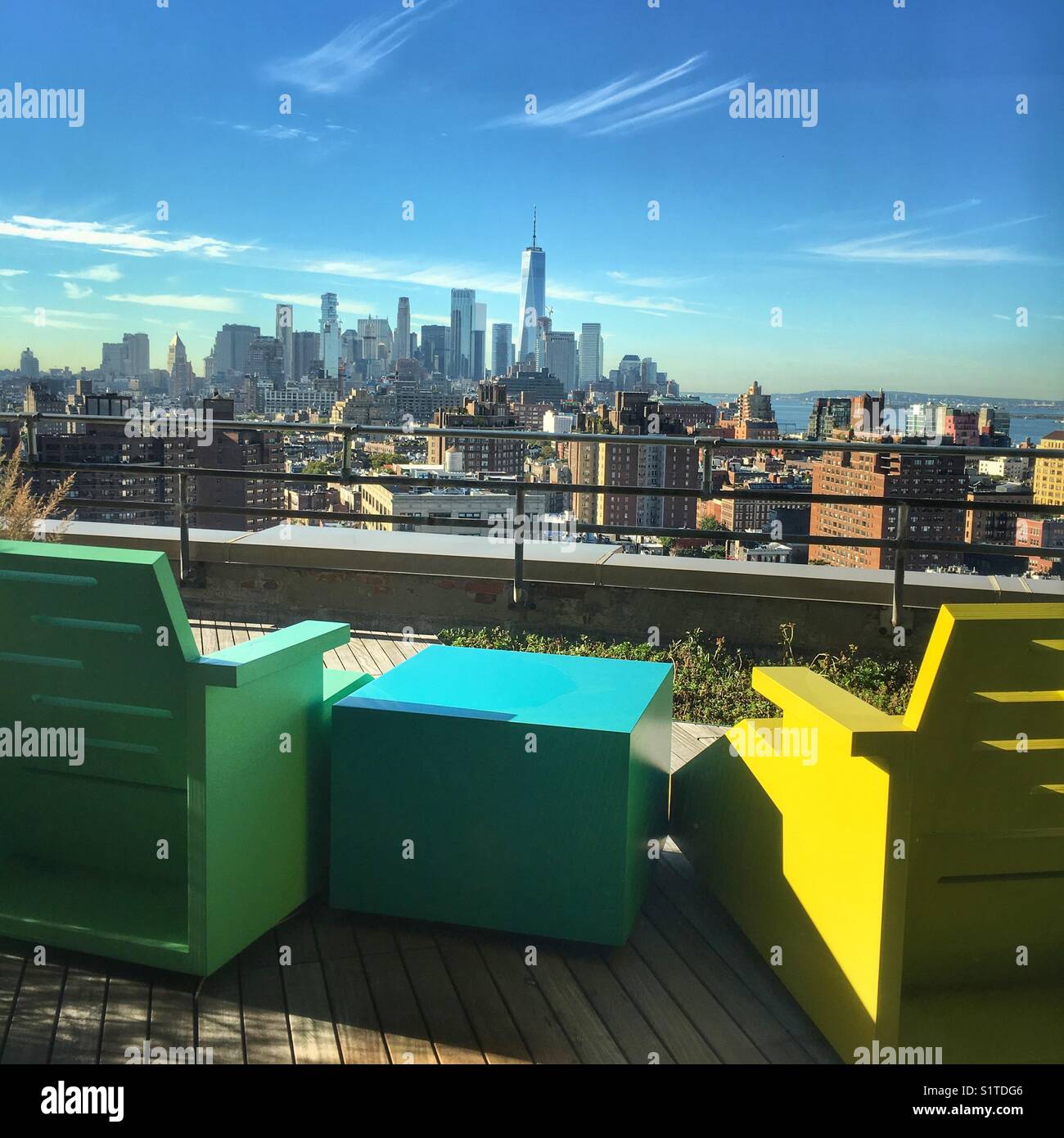 Manhattan terrace hi-res stock photography and images - Alamy