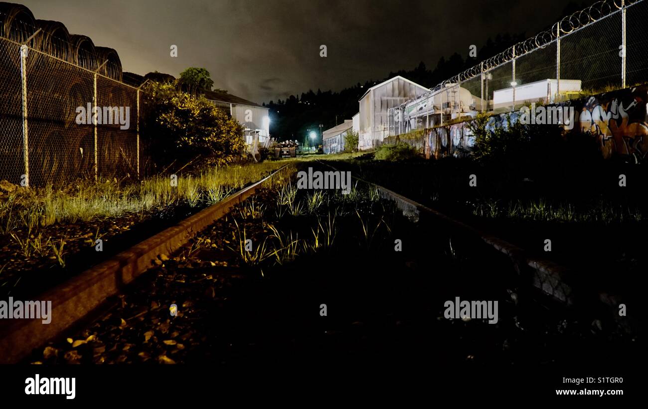 Abandoned tracks hi-res stock photography and images - Alamy
