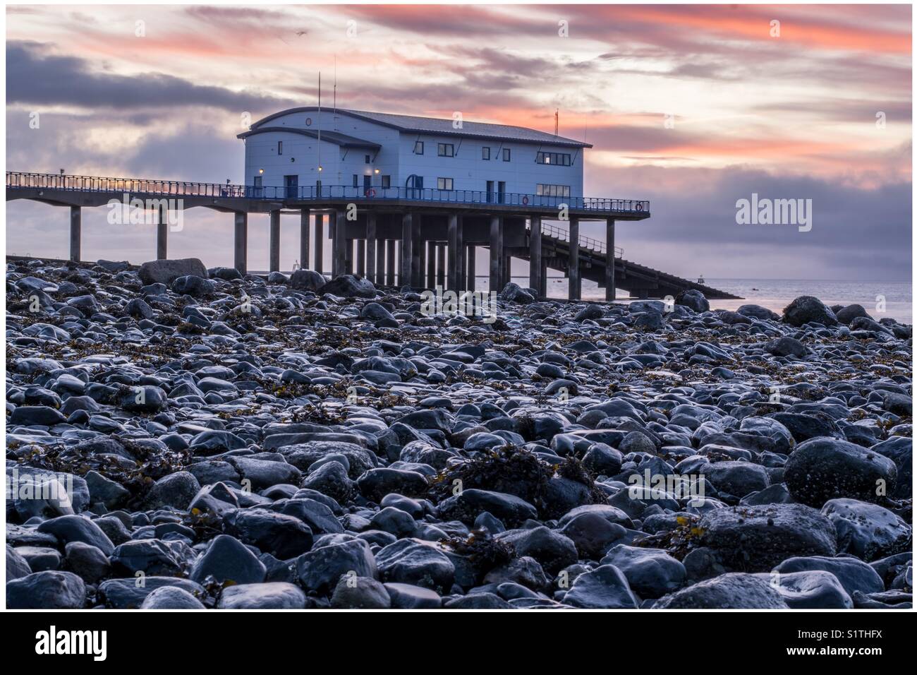 Sunrise rampside hi-res stock photography and images - Alamy