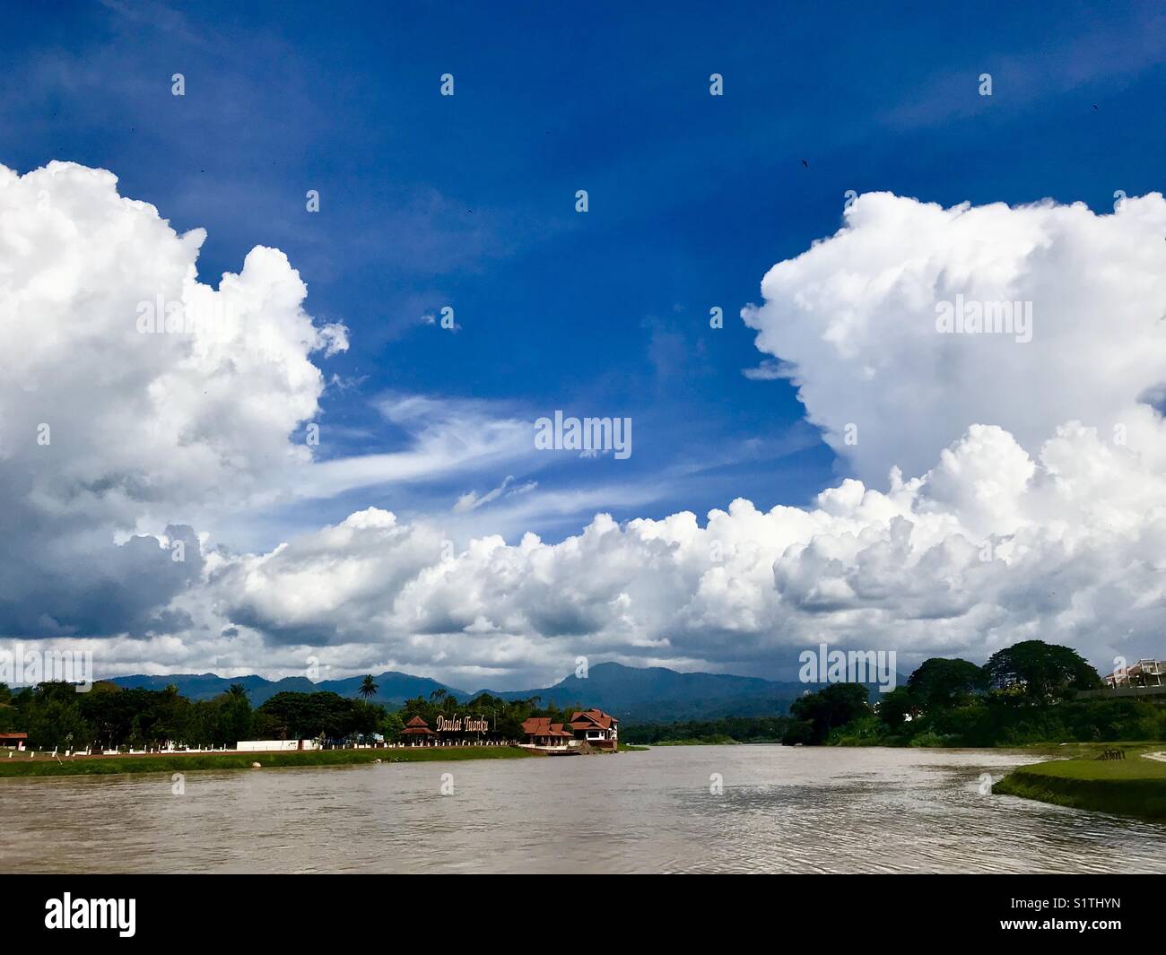 Perak river hi-res stock photography and images - Alamy