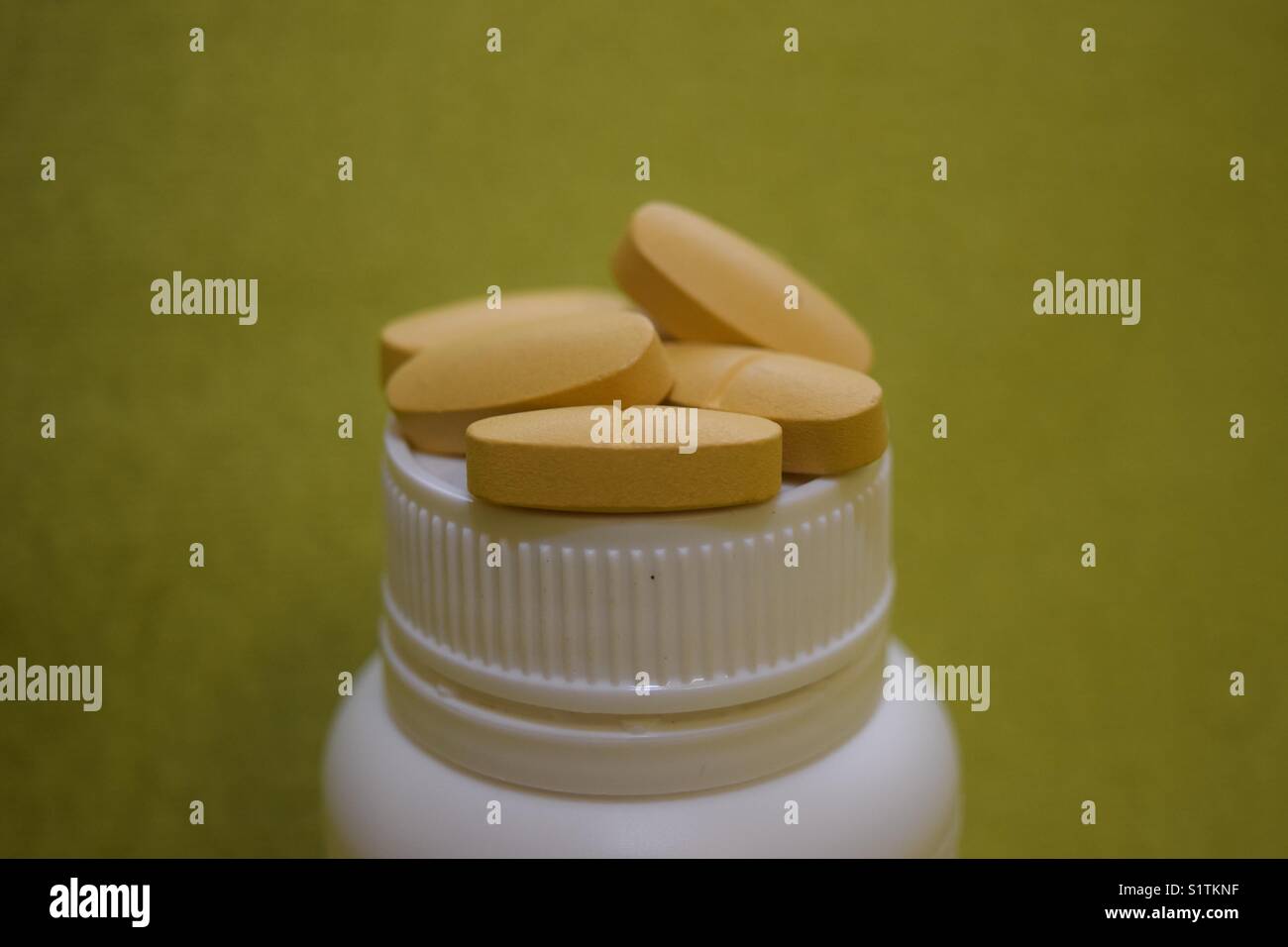 Medication pharmacy hi-res stock photography and images - Alamy
