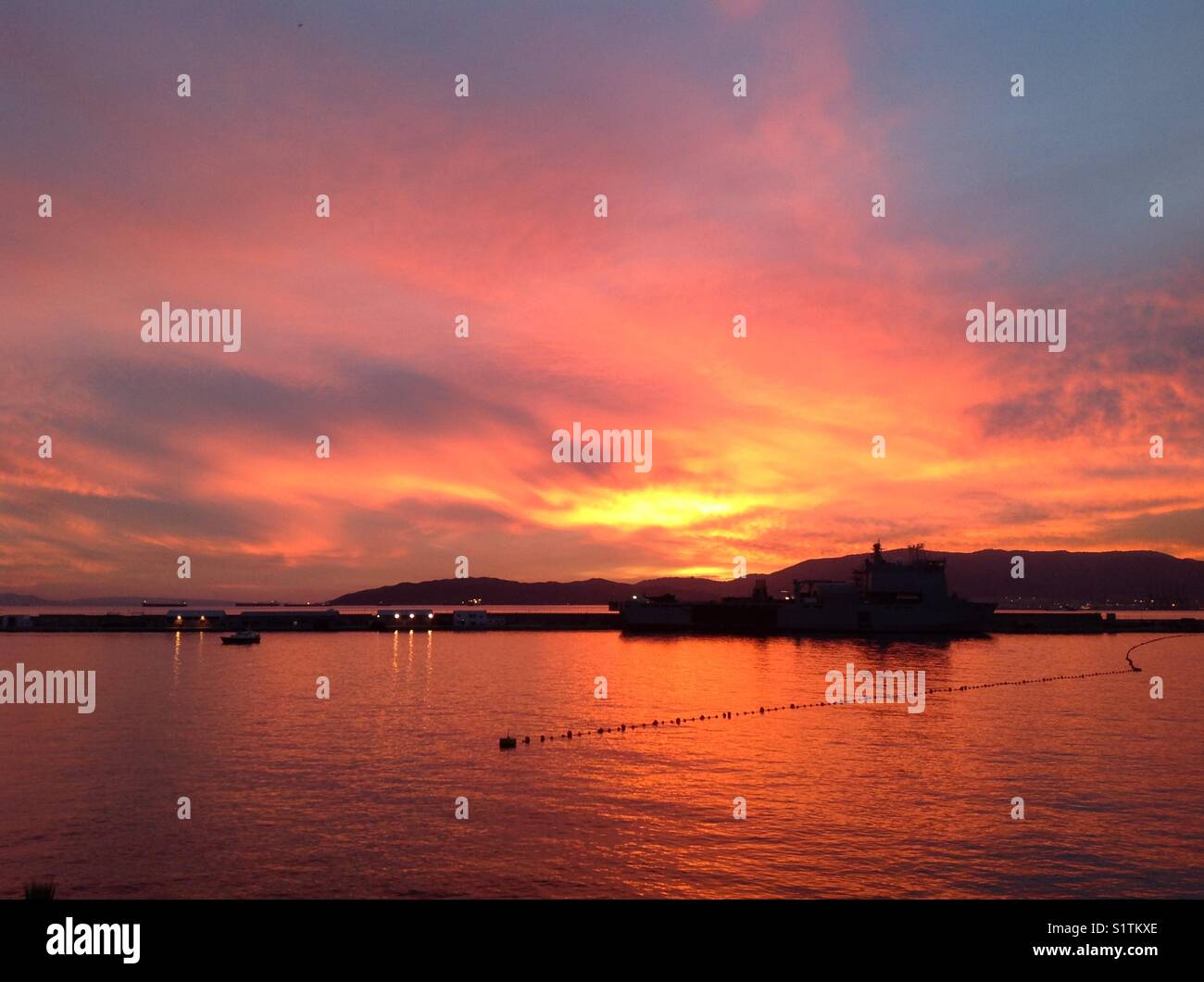 Bay of gibraltar hi-res stock photography and images - Alamy