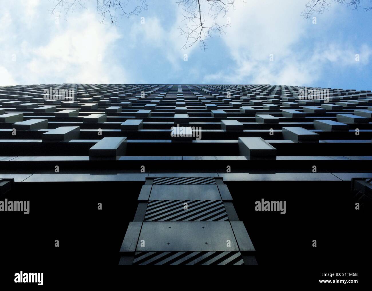 Exterior lines hi-res stock photography and images - Alamy