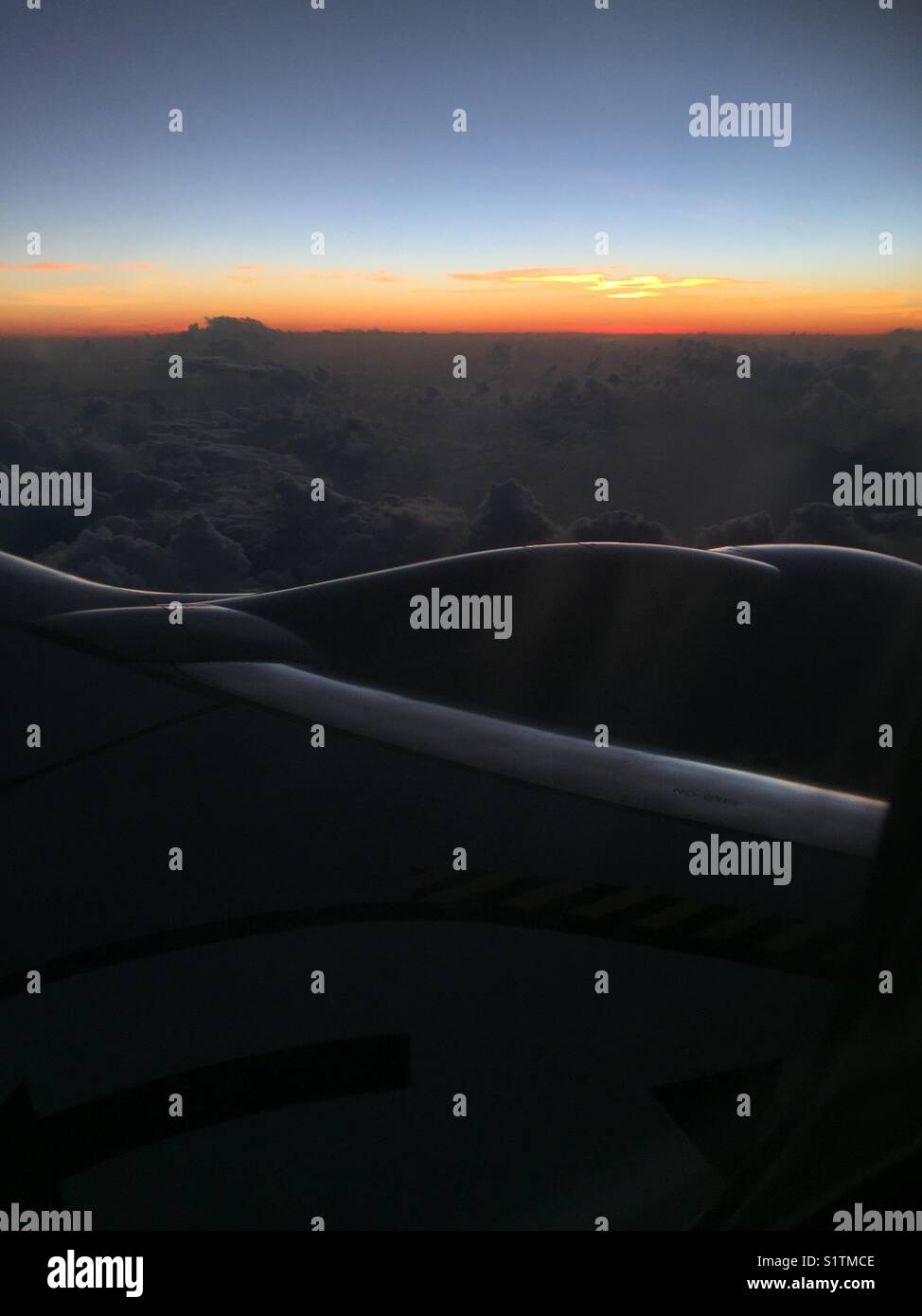 Friendly airplane hi-res stock photography and images - Alamy