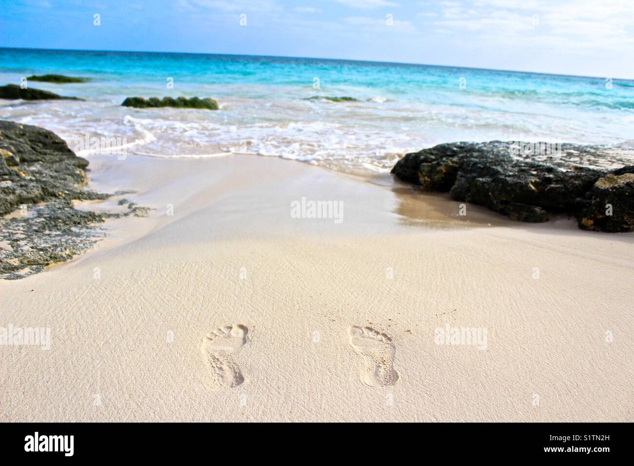 Sandy feet hi-res stock photography and images - Alamy
