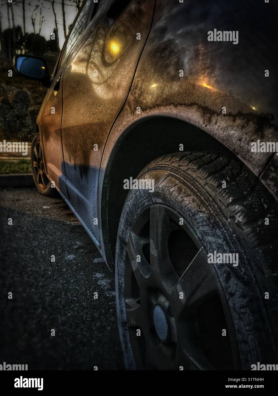 Dirty car hi-res stock photography and images - Alamy