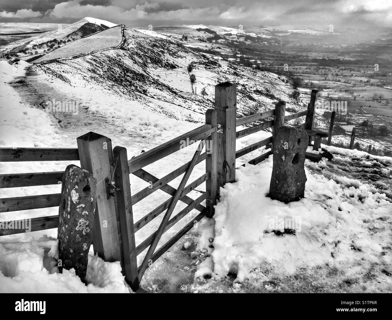 Classicview hi-res stock photography and images - Alamy