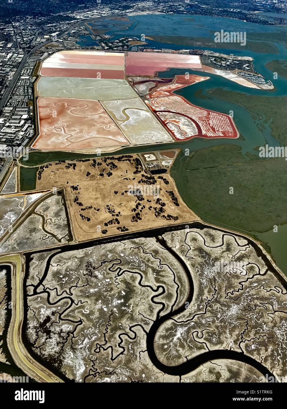 Bay color hi-res stock photography and images - Alamy