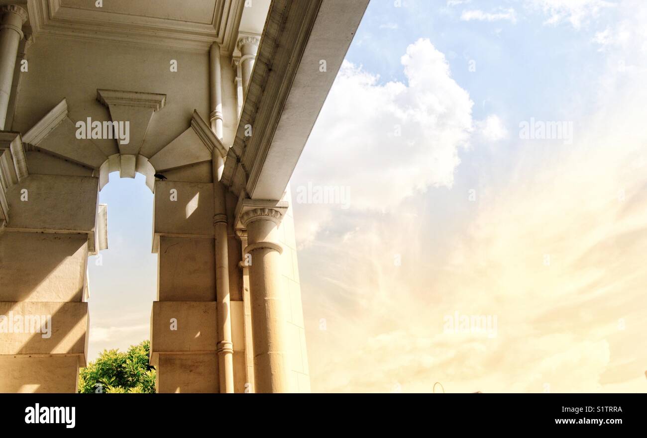 Train building vintage hi-res stock photography and images - Alamy