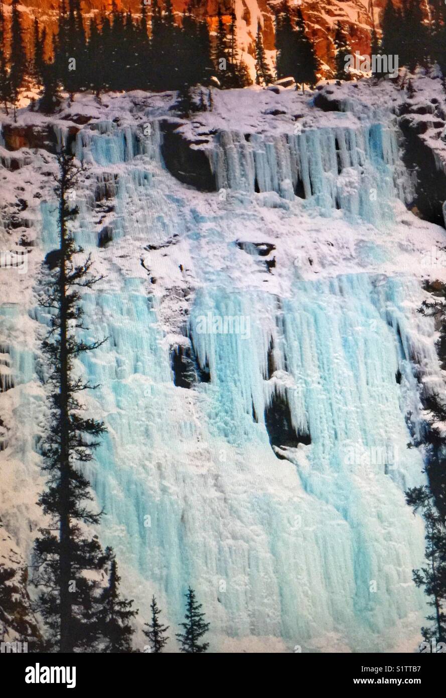 Ice falls hi-res stock photography and images - Alamy