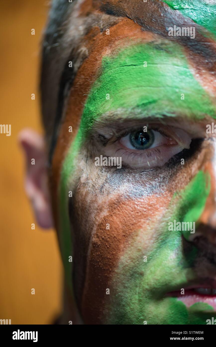 Face camouflage hi-res stock photography and images - Alamy