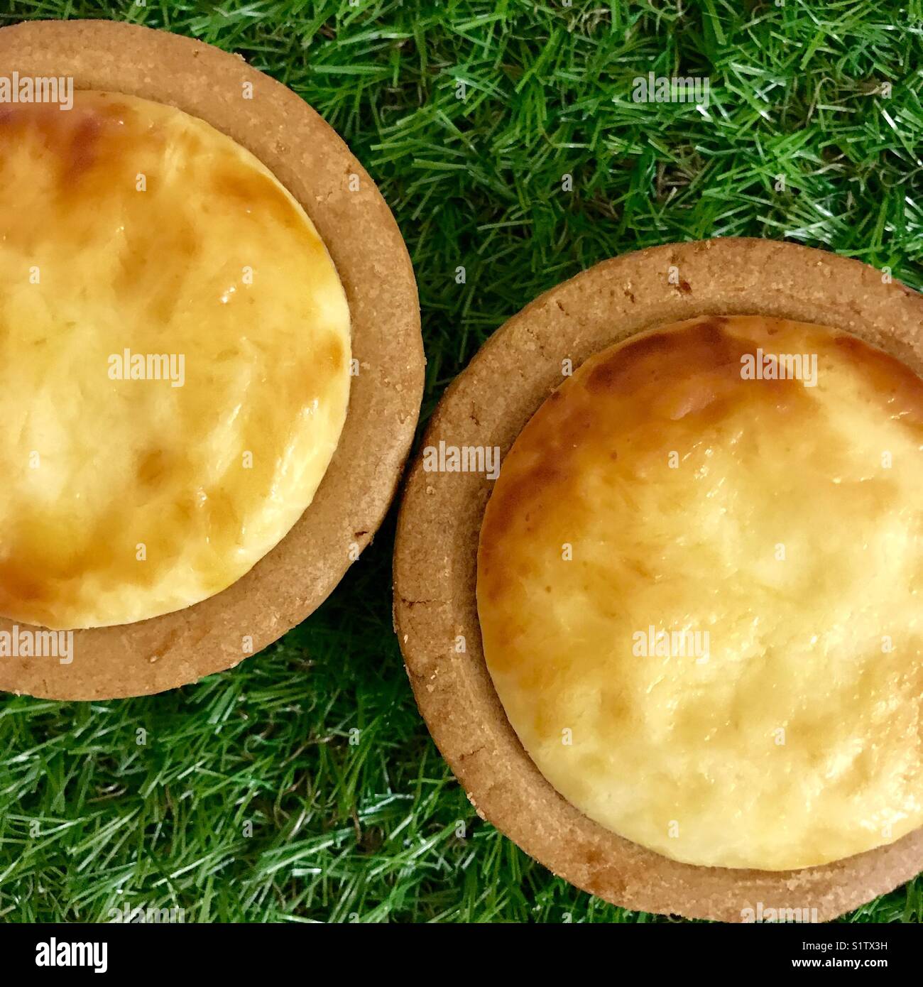 Egg tarts hi-res stock photography and images - Alamy