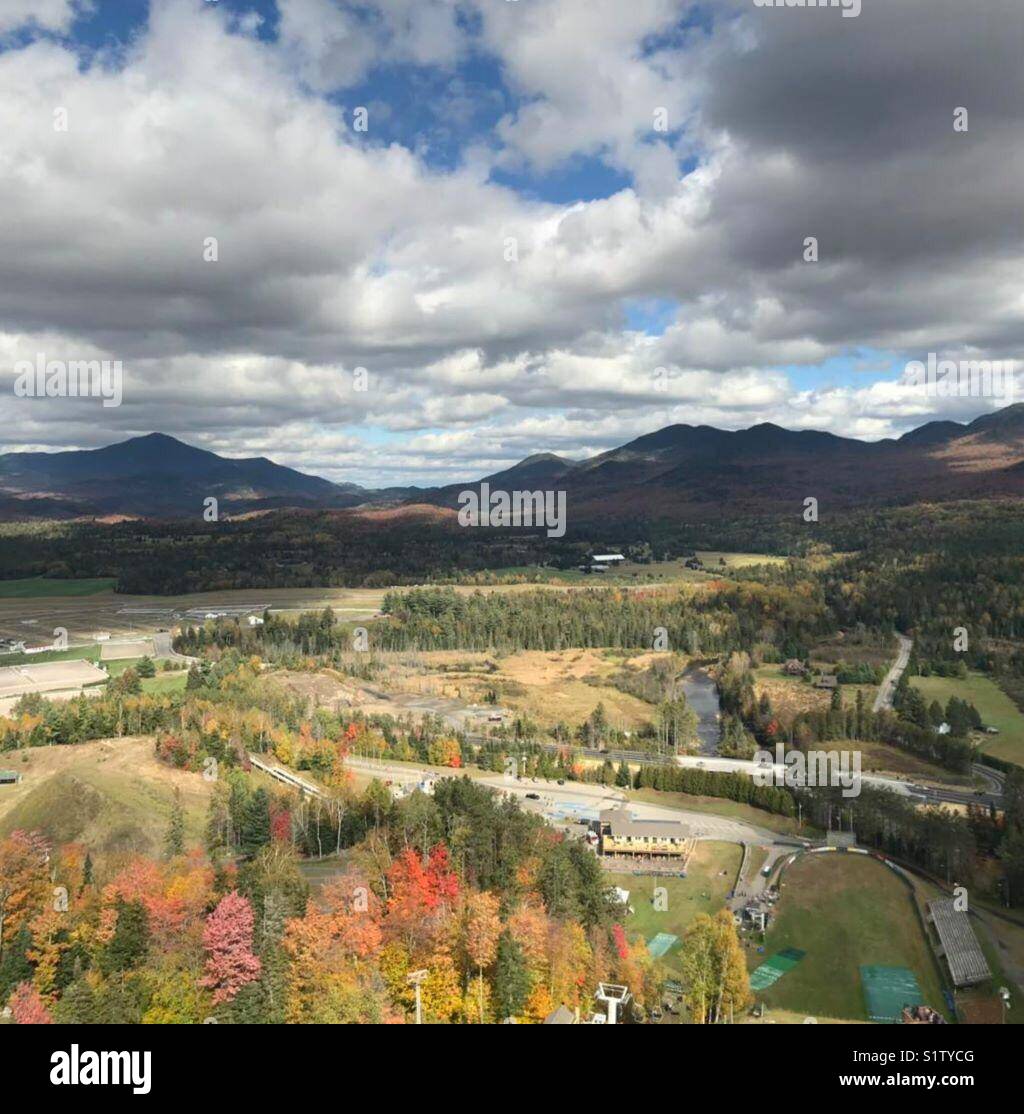 Adirondack mountains trees hi-res stock photography and images - Alamy