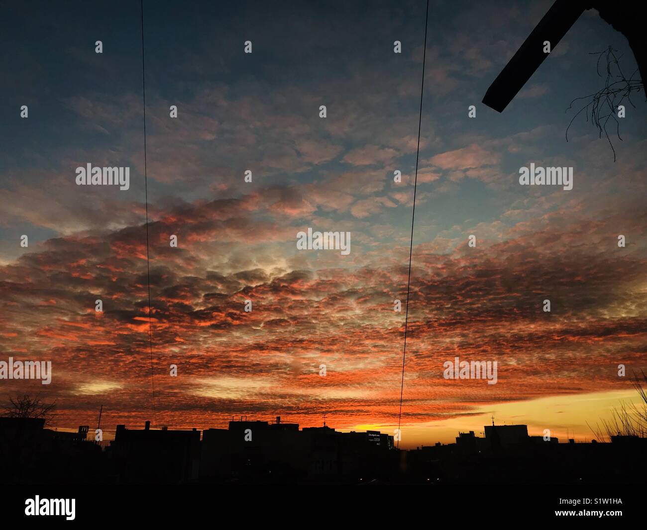 Amazing sunset hi-res stock photography and images - Alamy