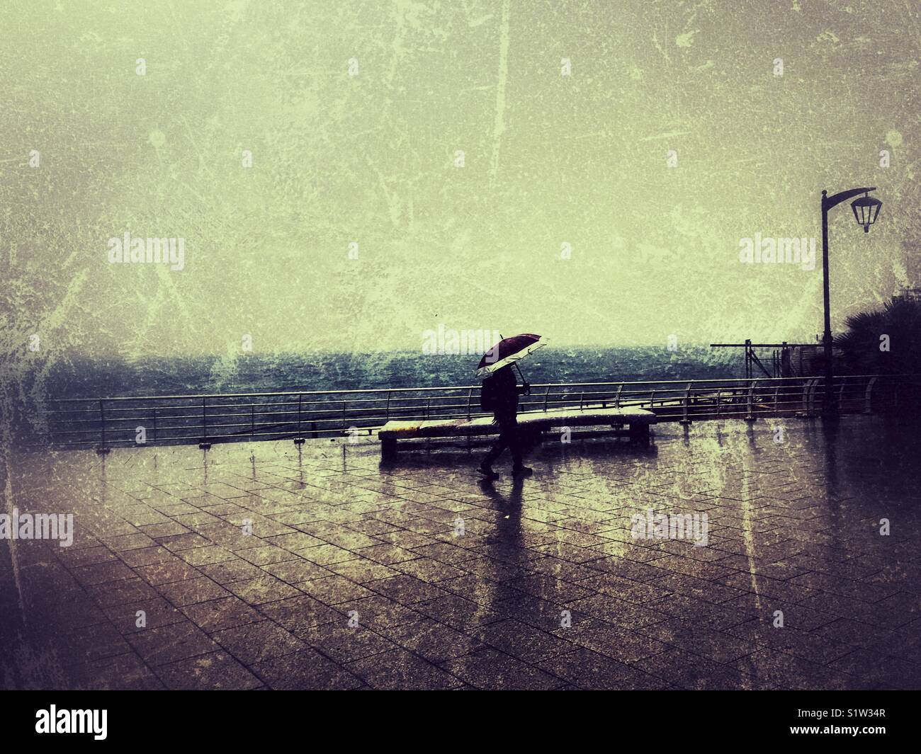 Under the rain Stock Photo - Alamy