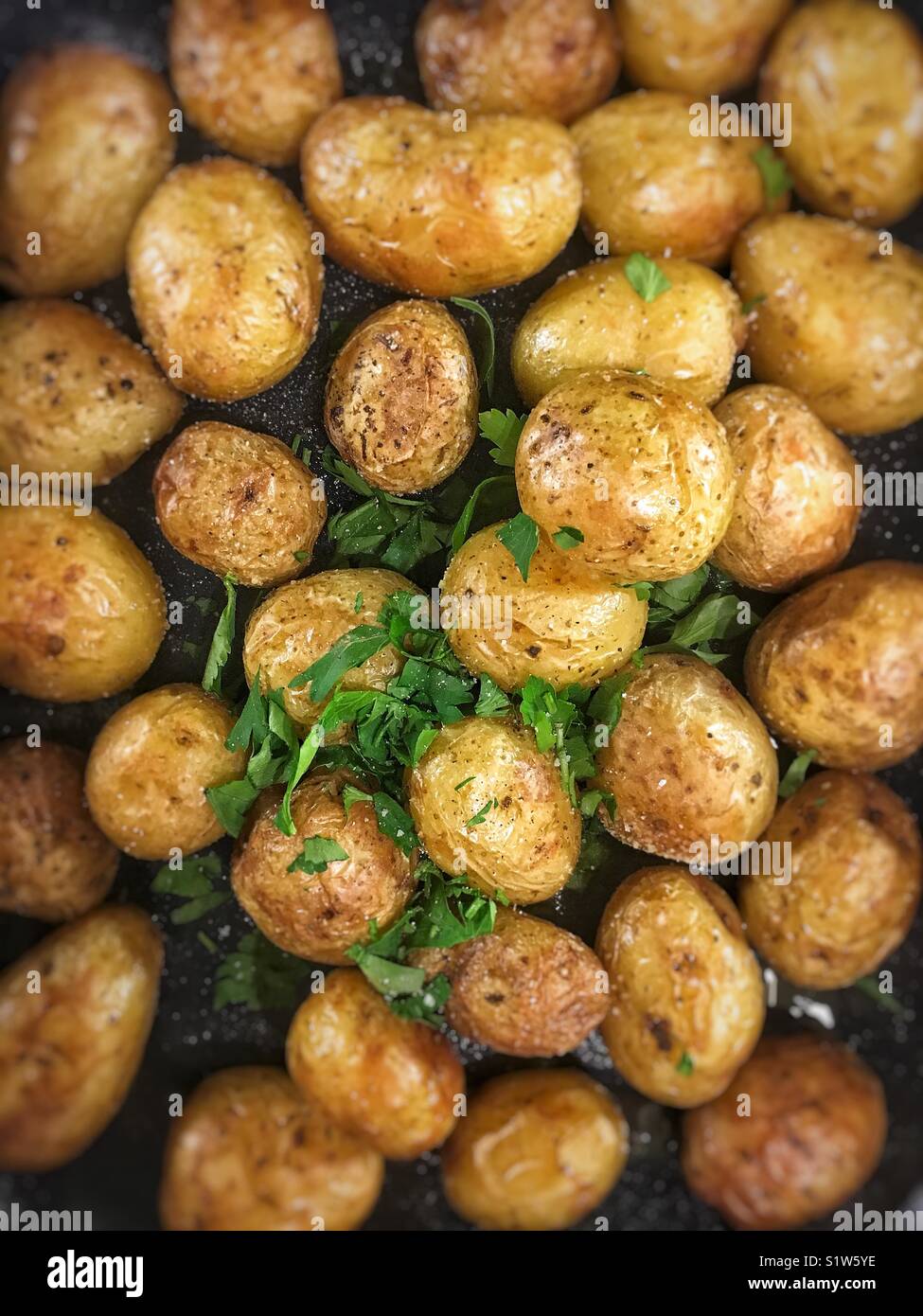 Roast cooked food hi-res stock photography and images - Alamy