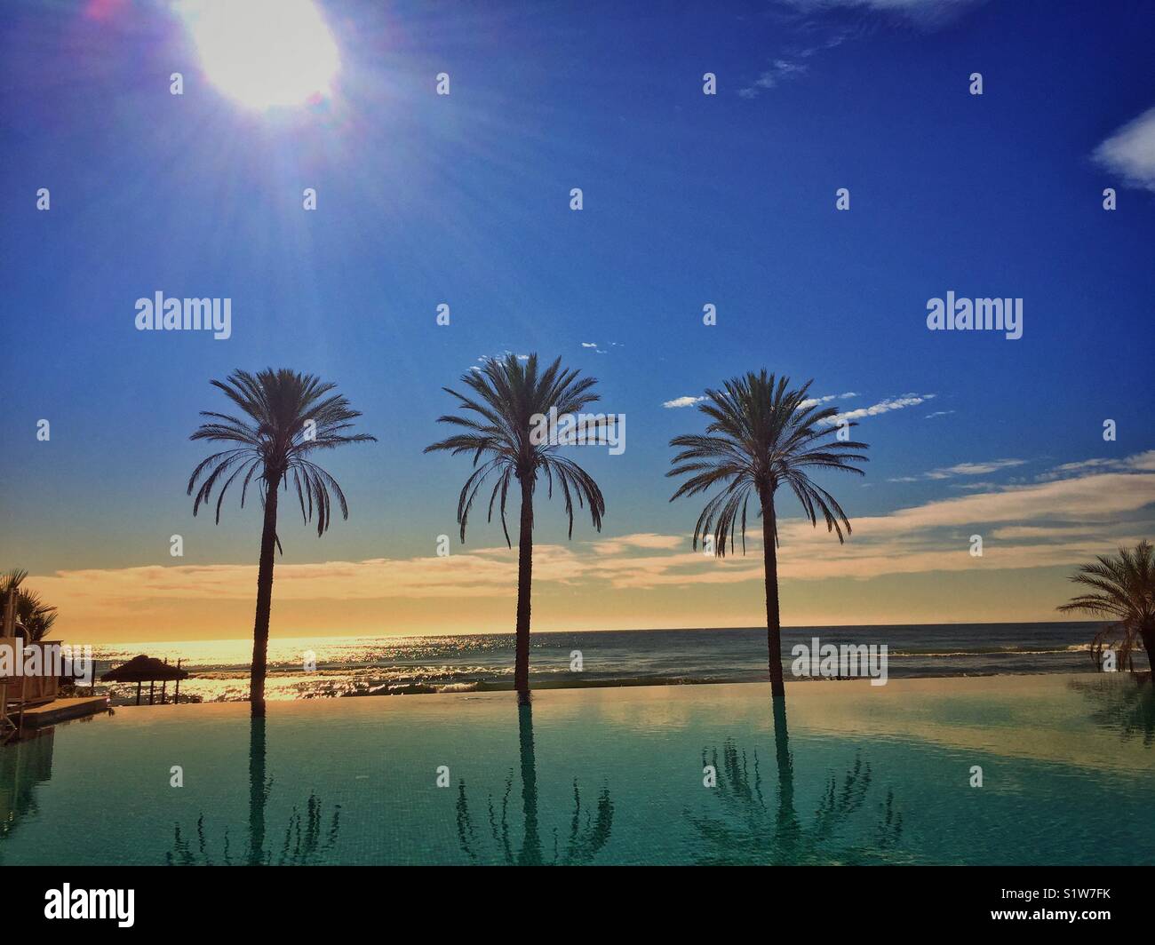 Barbados sea hi-res stock photography and images - Alamy