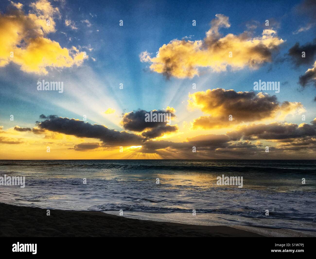 Sunset skies over the Atlantic Ocean Stock Photo - Alamy