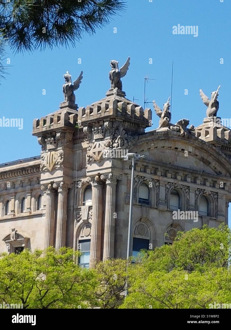 Barcelona gothic architecture hi-res stock photography and images - Alamy
