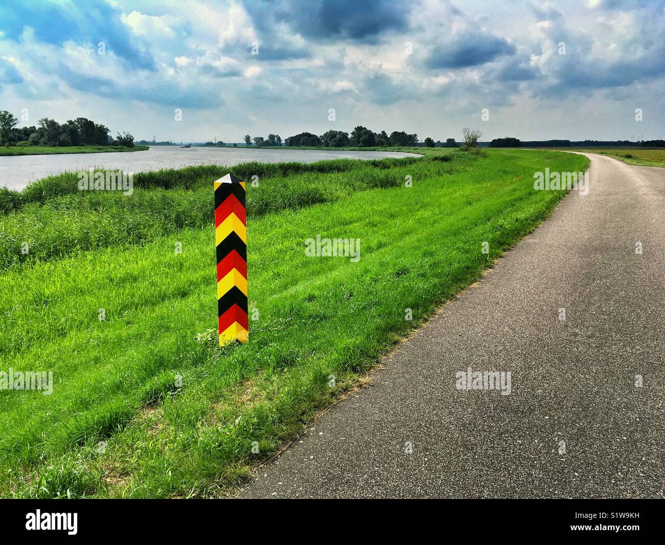 German border with poland hi-res stock photography and images - Alamy