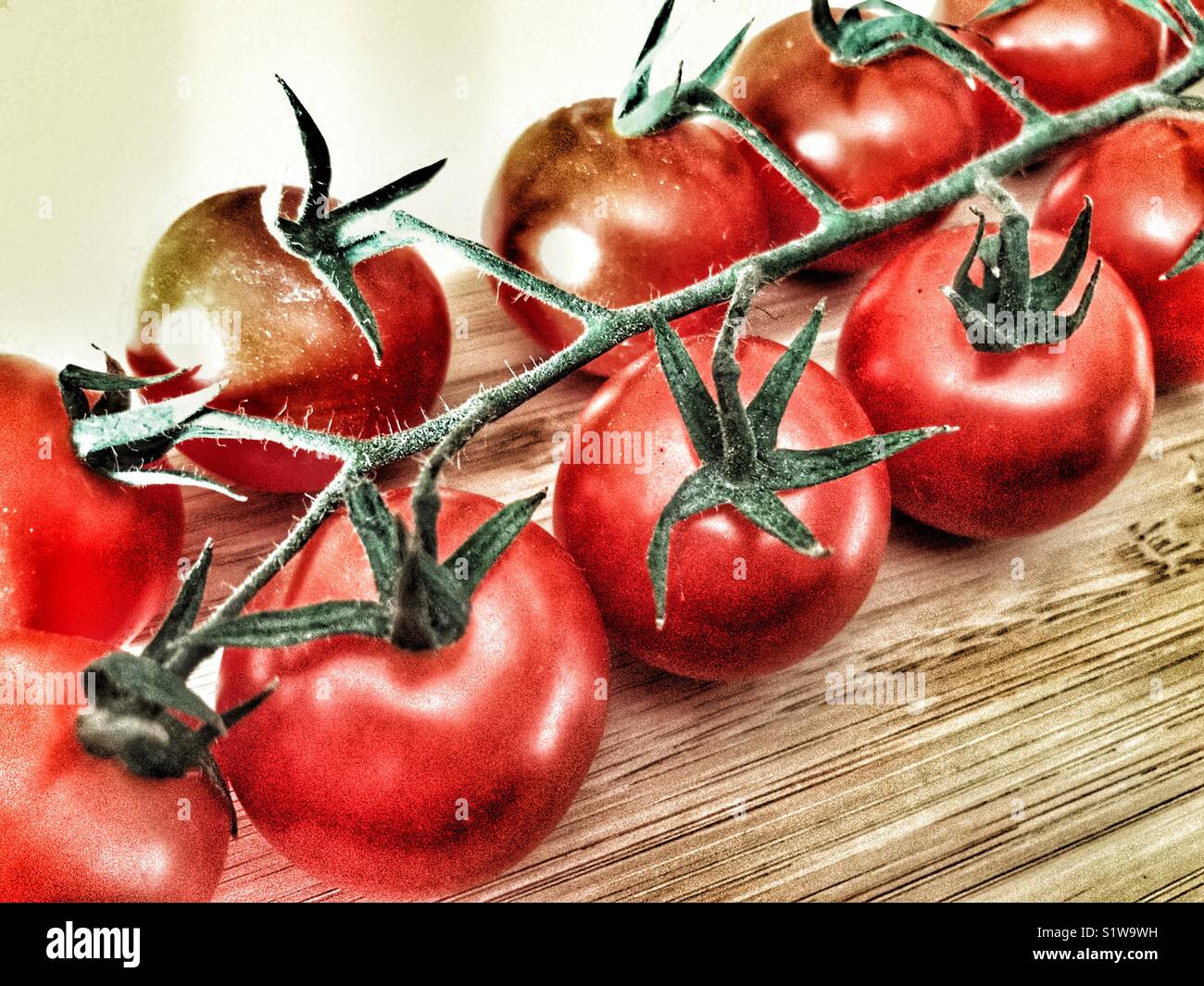 Ripe red tomatoes Stock Photo - Alamy
