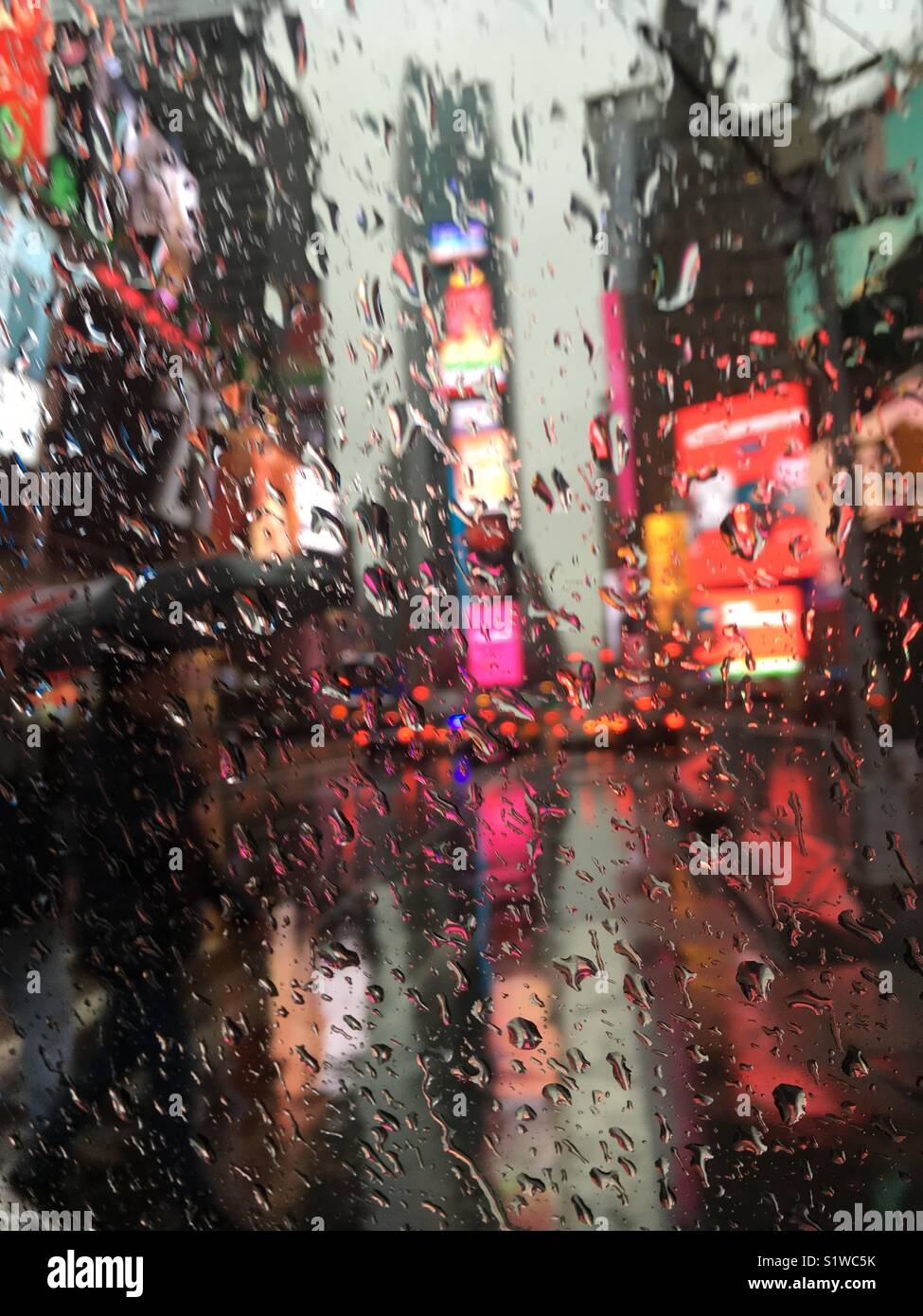 Rainy windows hi-res stock photography and images - Alamy