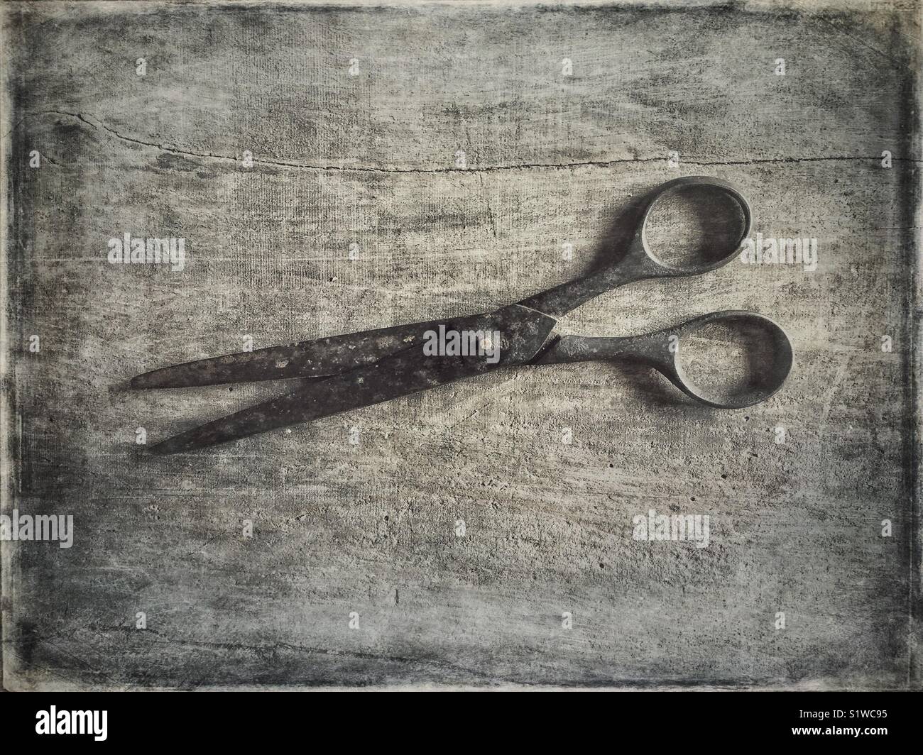 Old rusty scissors Stock Photo - Alamy