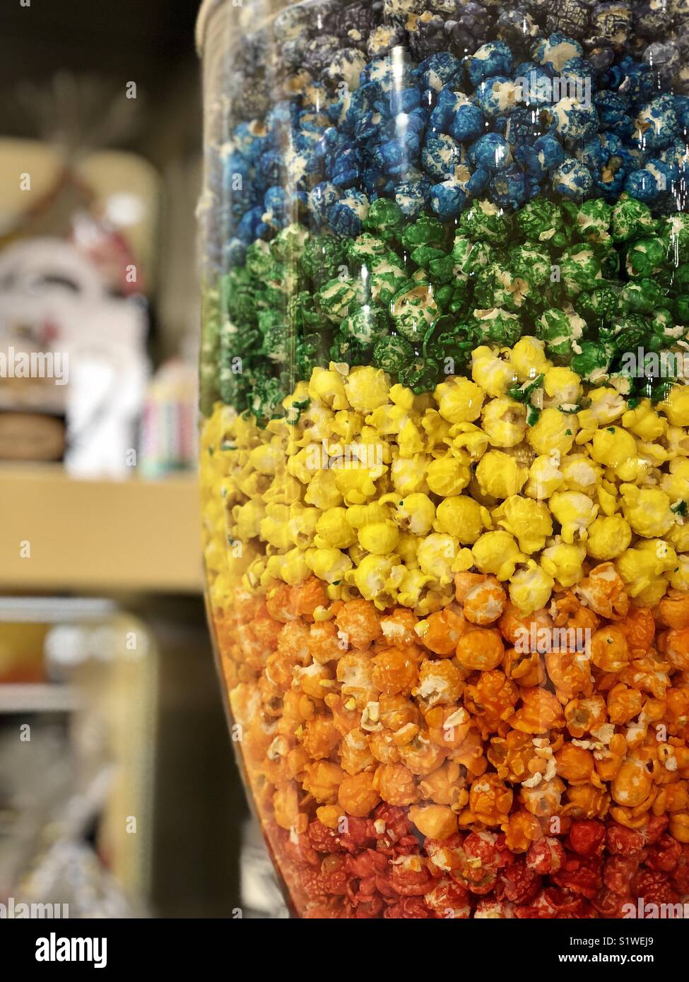 Rainbow popcorn hi-res stock photography and images - Alamy