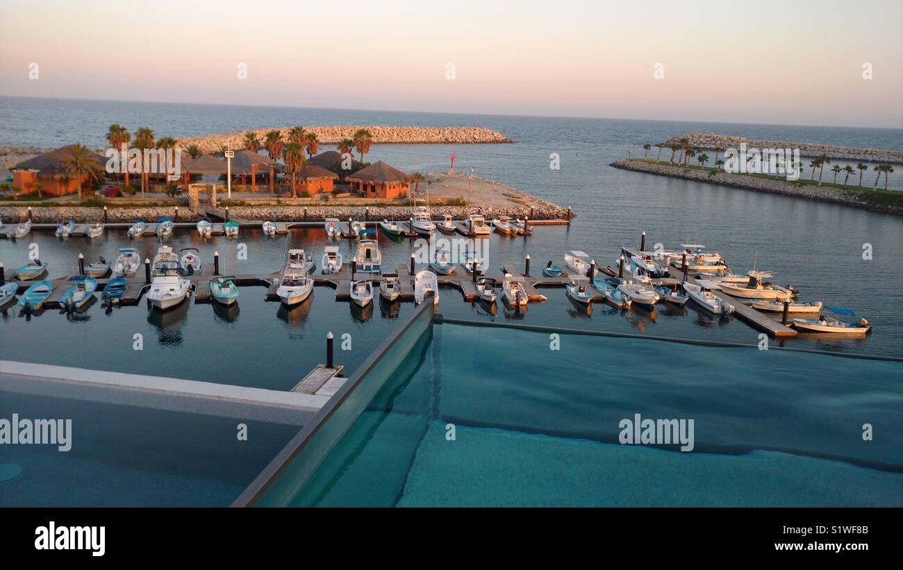 Rooftop relaxing view hi-res stock photography and images - Alamy