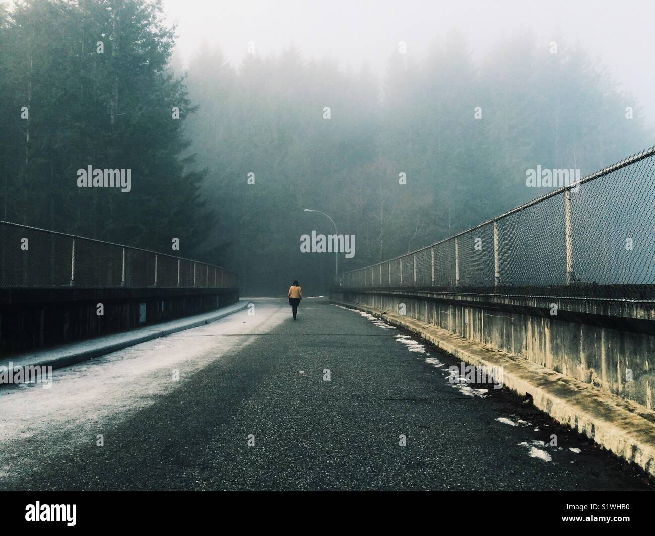 Fog walking hi-res stock photography and images - Alamy