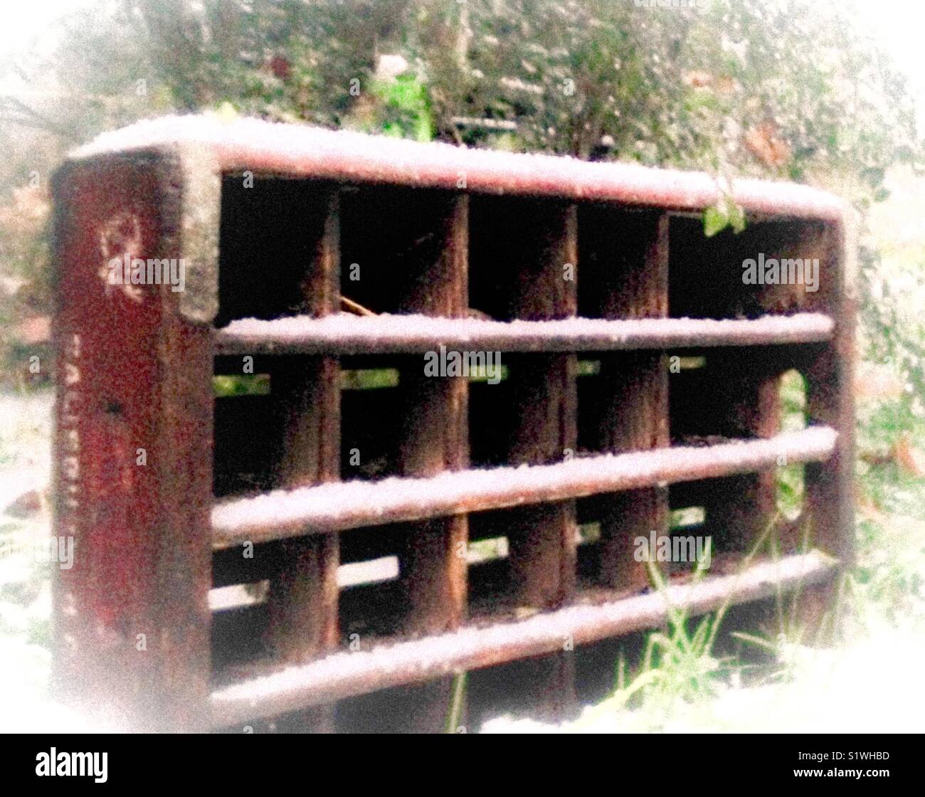 Soda crate hi-res stock photography and images - Alamy