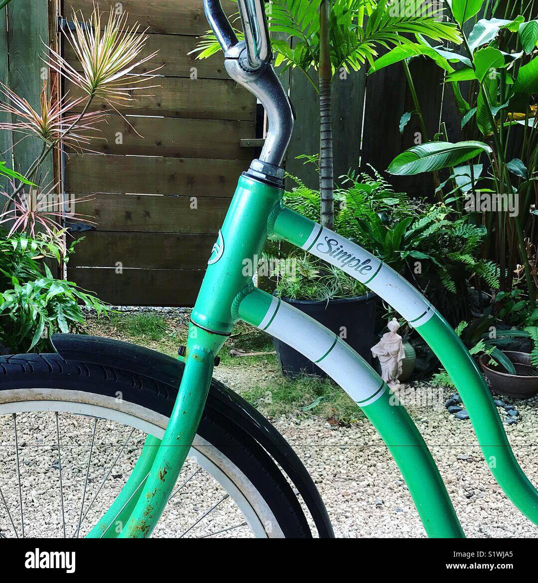 Keep it simple hi-res stock photography and images - Alamy