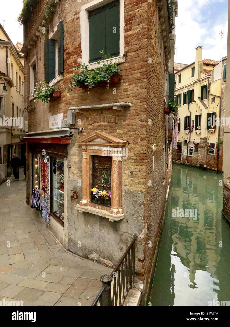 Water Alley High Resolution Stock Photography and Images - Alamy