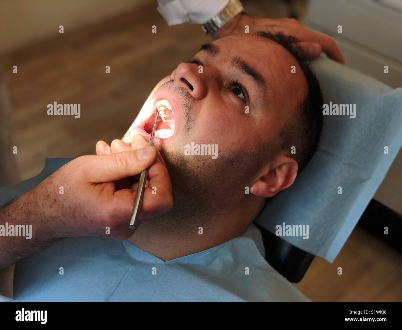 Visit doctor hi-res stock photography and images - Alamy