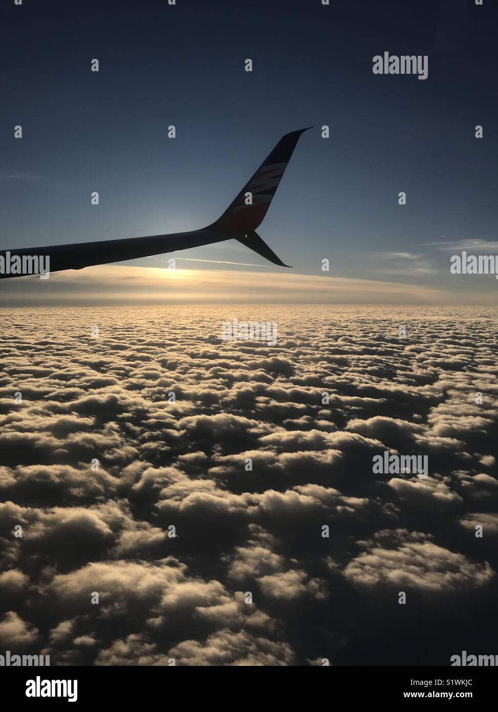Airplane ride hi-res stock photography and images - Alamy