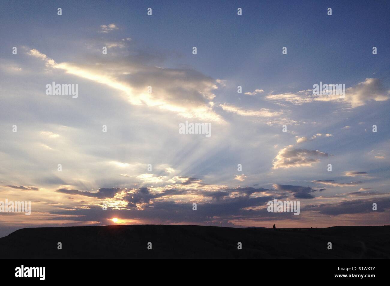 Saying bye hi-res stock photography and images - Alamy