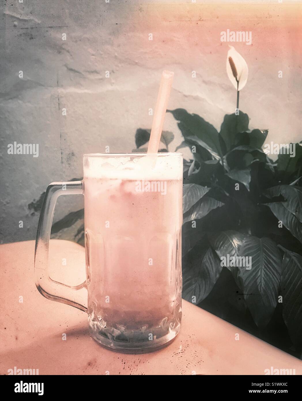 Horchata pink hi-res stock photography and images - Alamy