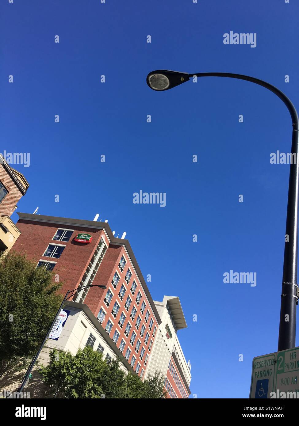 Quick shot hi-res stock photography and images - Alamy