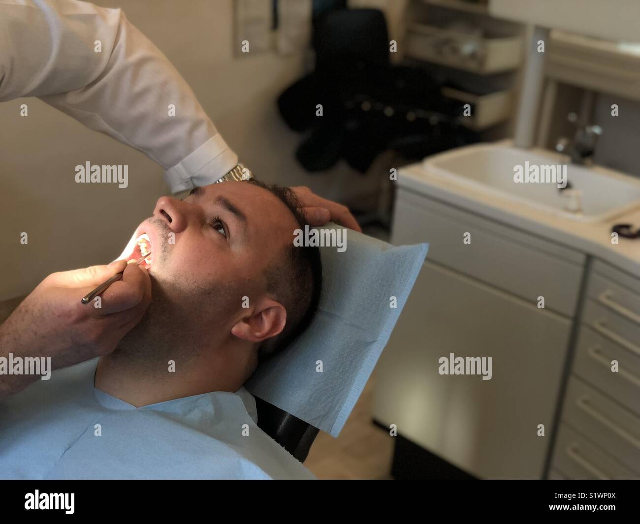 Visit dentist hi-res stock photography and images - Alamy
