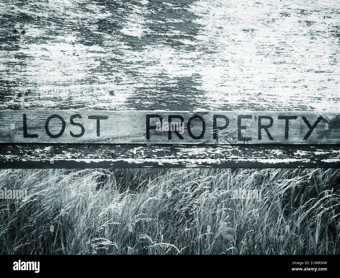 Lost property sign hi-res stock photography and images - Alamy