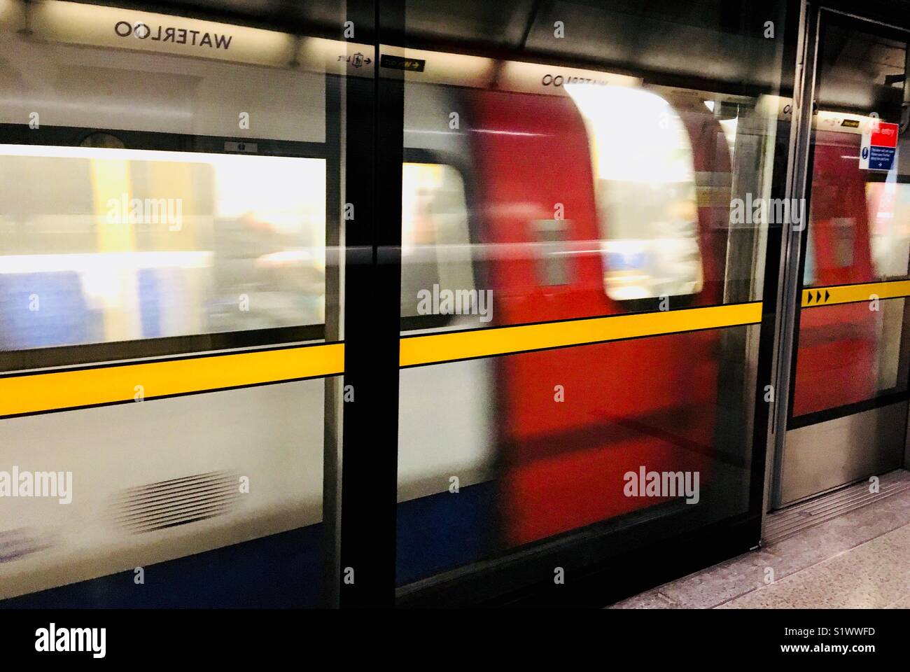 Waterloo and city line hi-res stock photography and images - Alamy